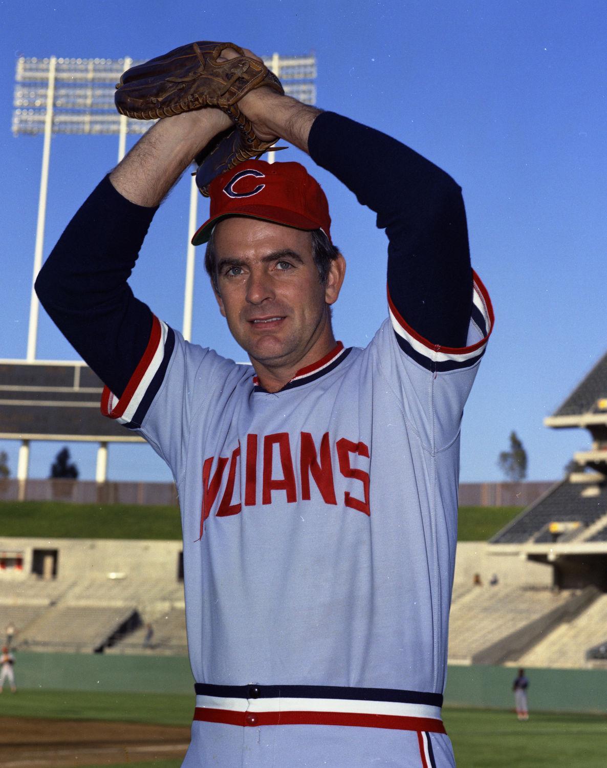 Trade to Indians launched stellar stretch for Perry Baseball Hall of Fame